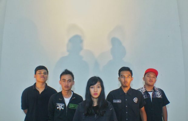 Pop Punk Band Lightning Roar Announce New Vocalist / Release New Video ...