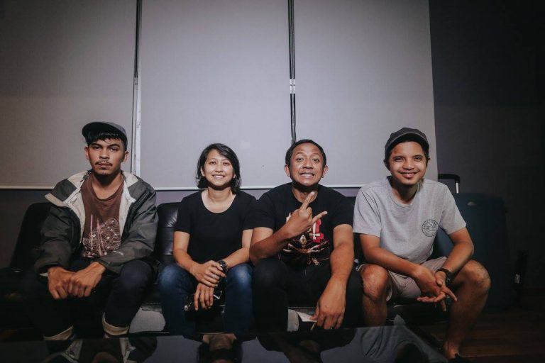 Malaysian Band Couple Enlist Awesome Malaysian Talent To Celebrate ...