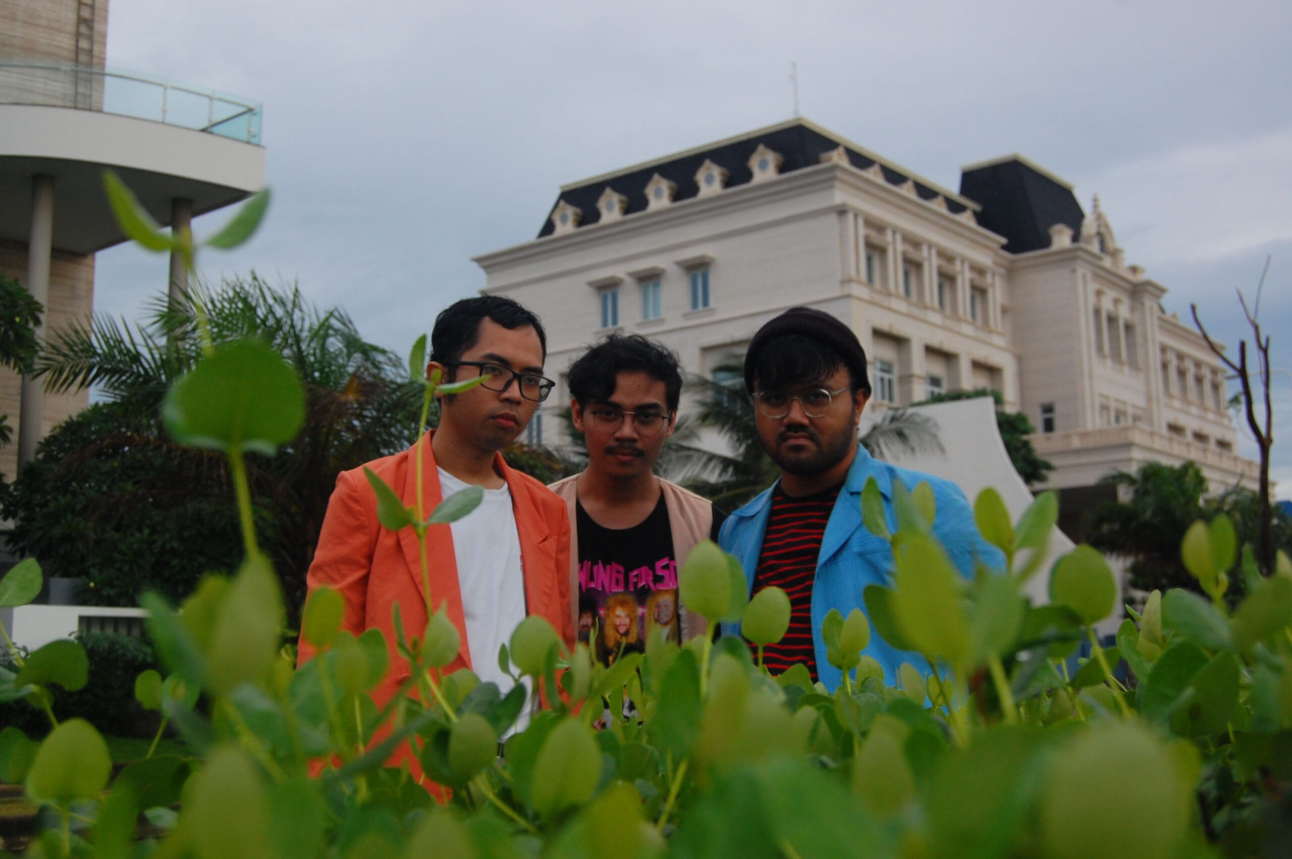 Emo Band Vvachrri Release Fullset Live Video [Indonesia] - Unite Asia