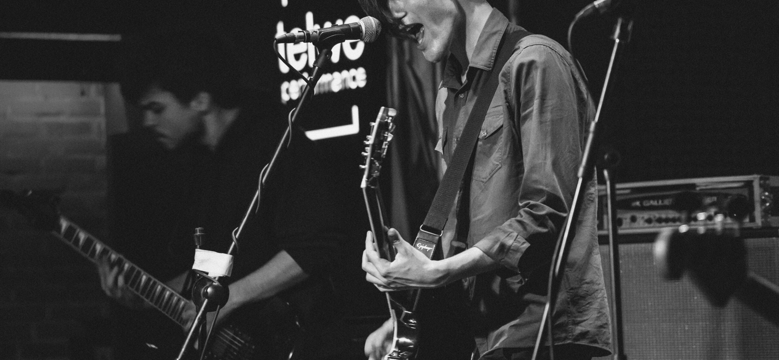 Screamo Band plein de vie. Release Debut Album [Turkey] - Unite Asia